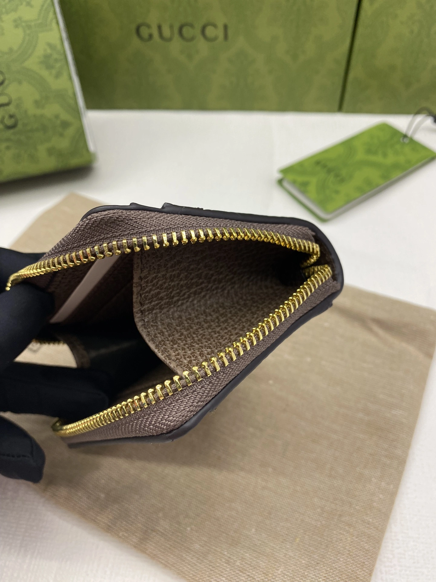 Exact replica Gucci Wallets Purse