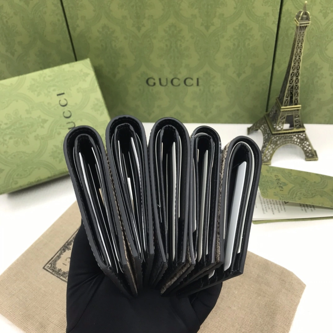 Brand-authenticated Gucci Wallets Purse