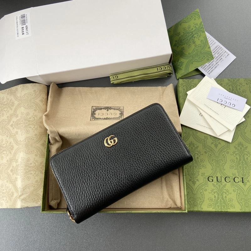 Accurate model Gucci Wallets Purse