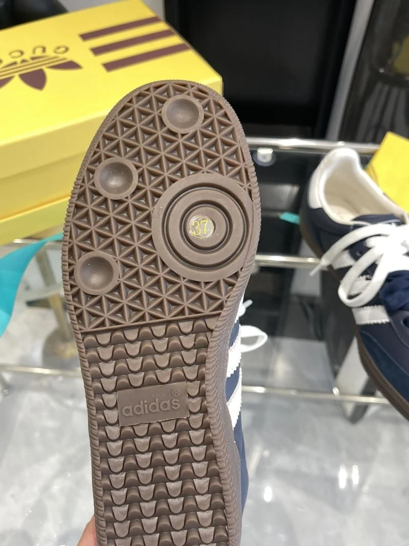 1:1 copy Gucci x Adidas Shoes