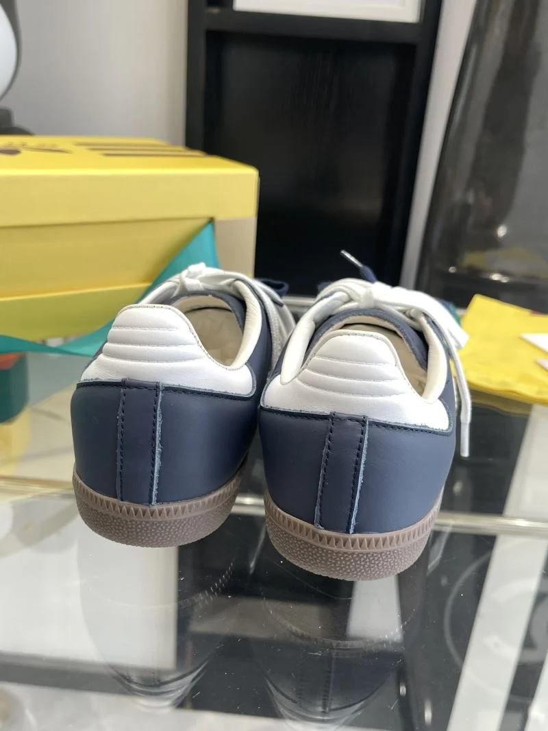 1:1 copy Gucci x Adidas Shoes