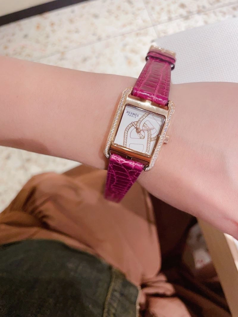 Brand-authenticated HERMES Watches