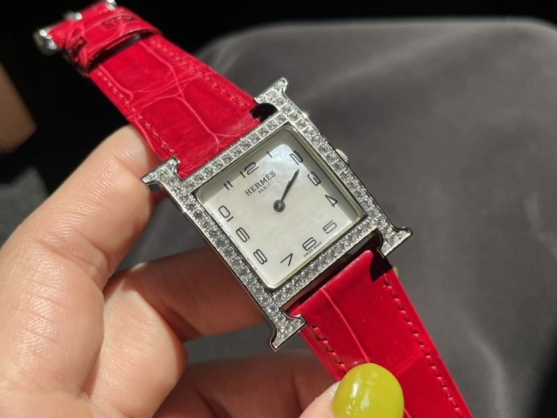 Brand-authenticated HERMES Watches