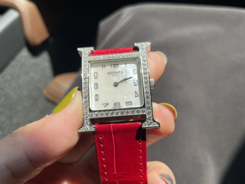 Brand-authenticated HERMES Watches