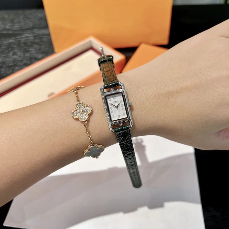 Brand-authenticated HERMES Watches