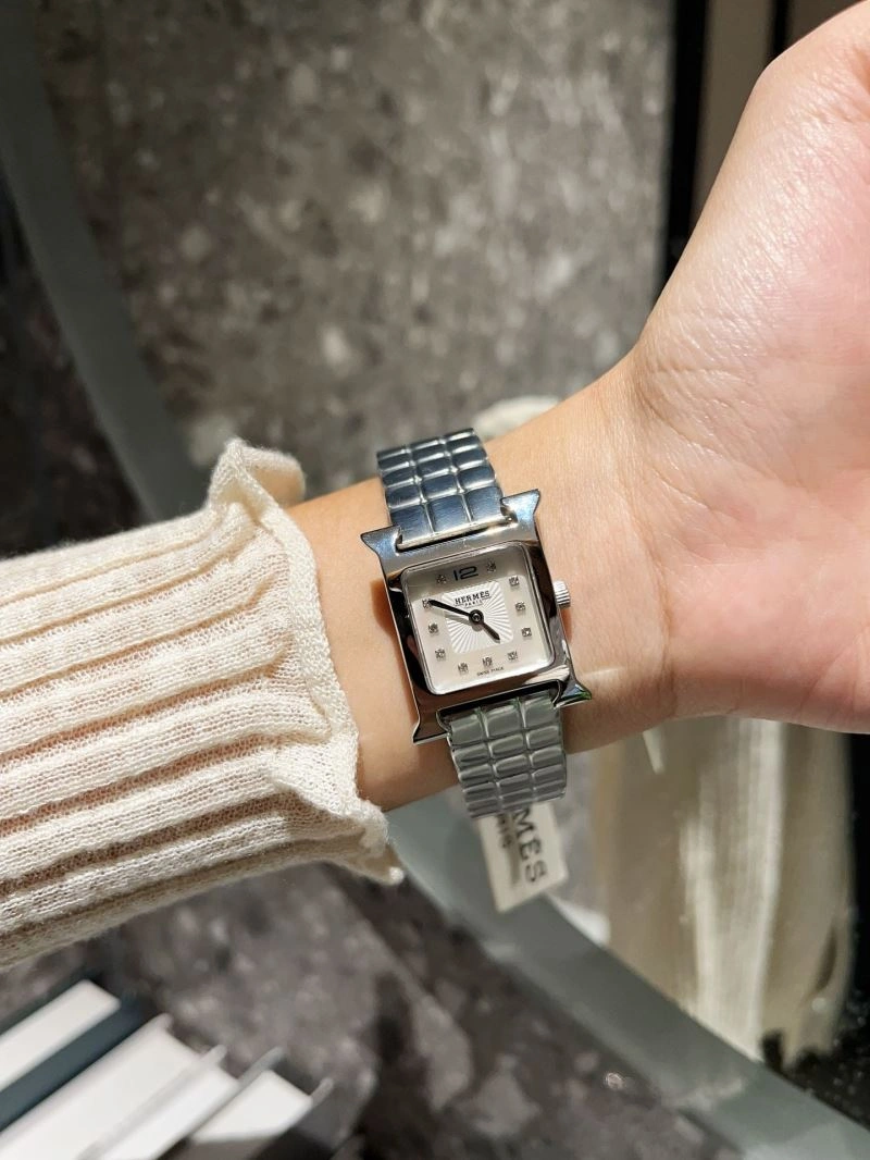 Brand-authenticated HERMES Watches