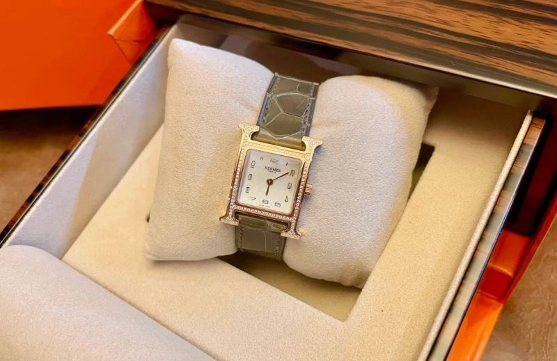 Budget-friendly HERMES Watches