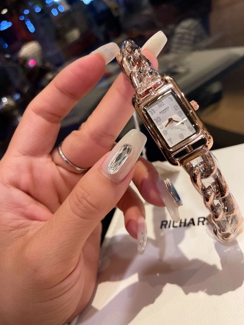 Low-cost HERMES Watches