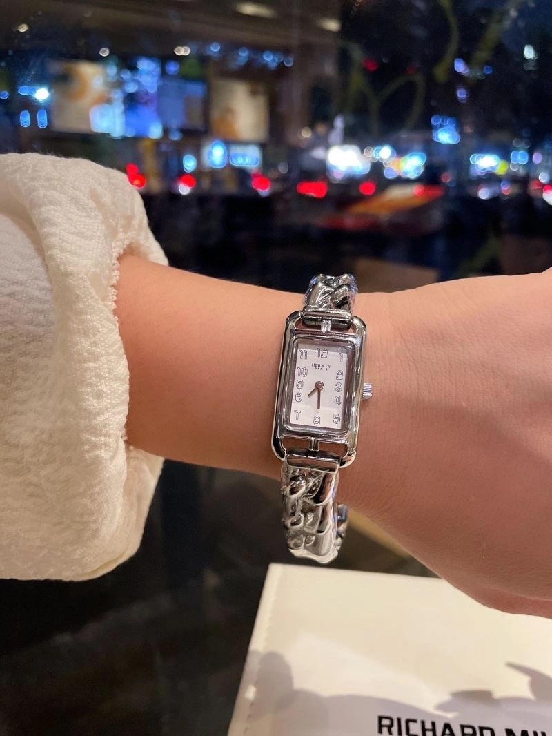 Brand-authenticated HERMES Watches