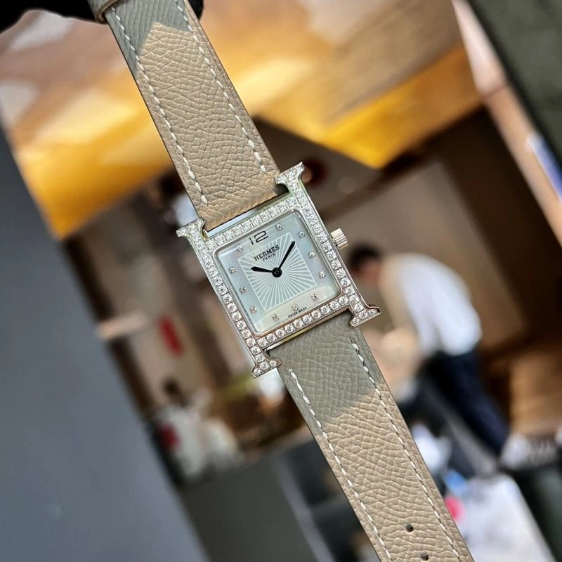 Low-cost HERMES Watches