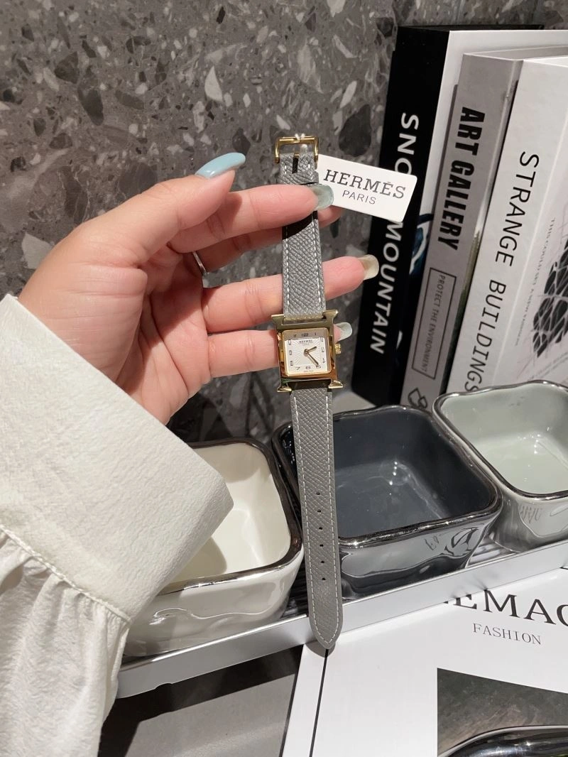 Budget-friendly HERMES Watches