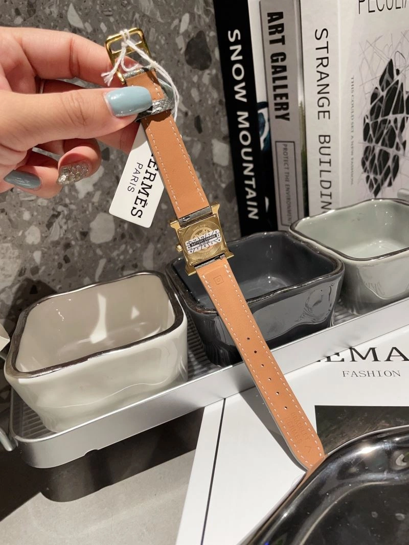 Budget-friendly HERMES Watches