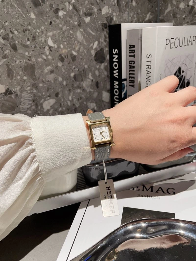 Budget-friendly HERMES Watches