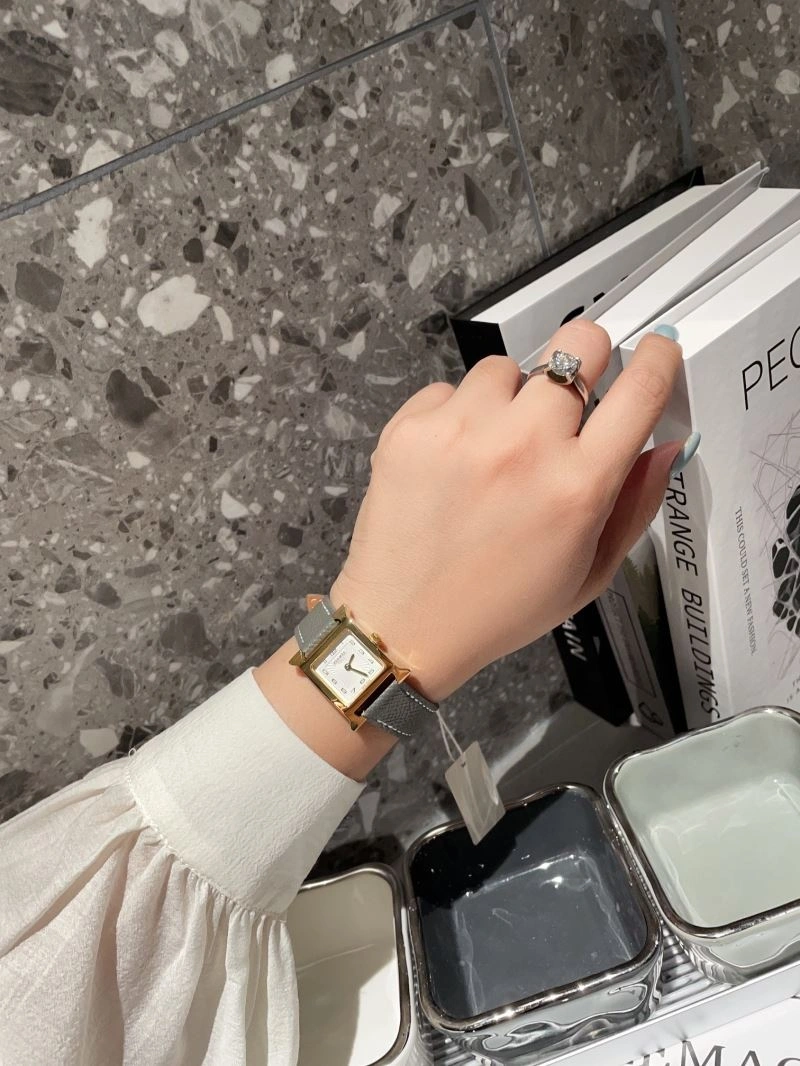 Budget-friendly HERMES Watches