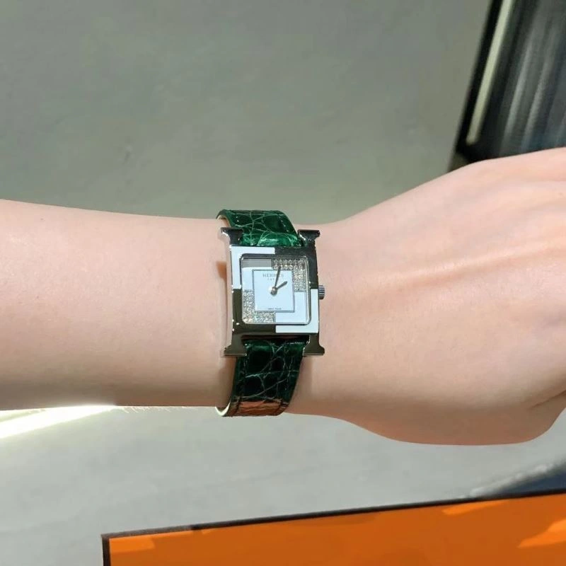 Brand-authenticated HERMES Watches