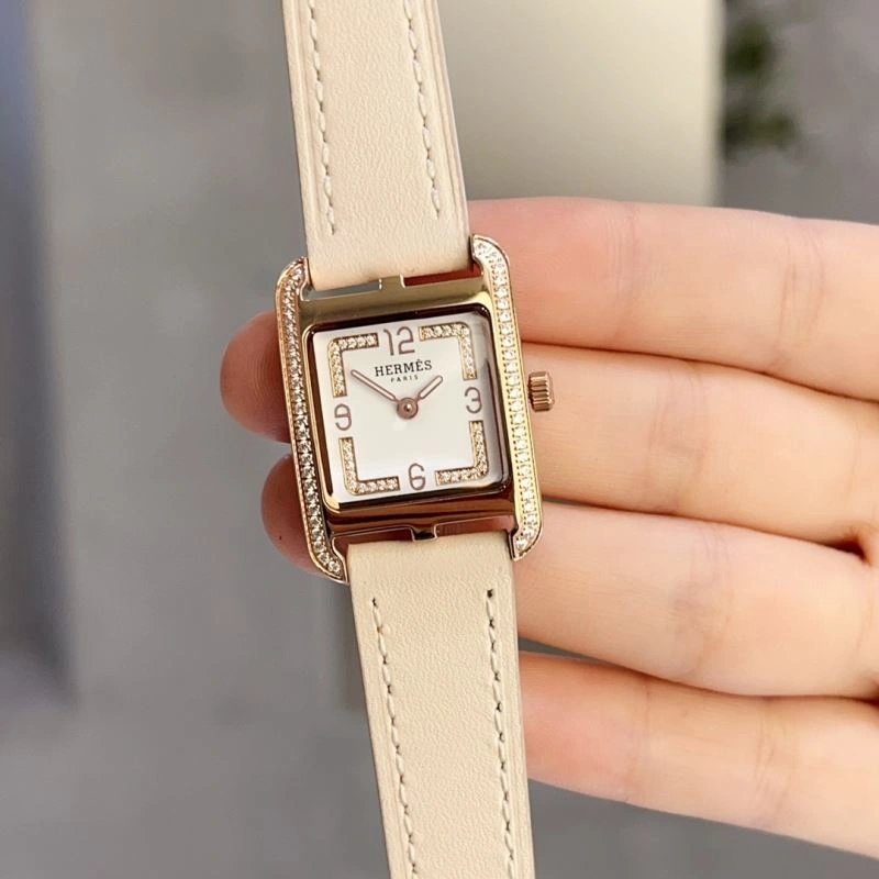 Budget-friendly HERMES Watches