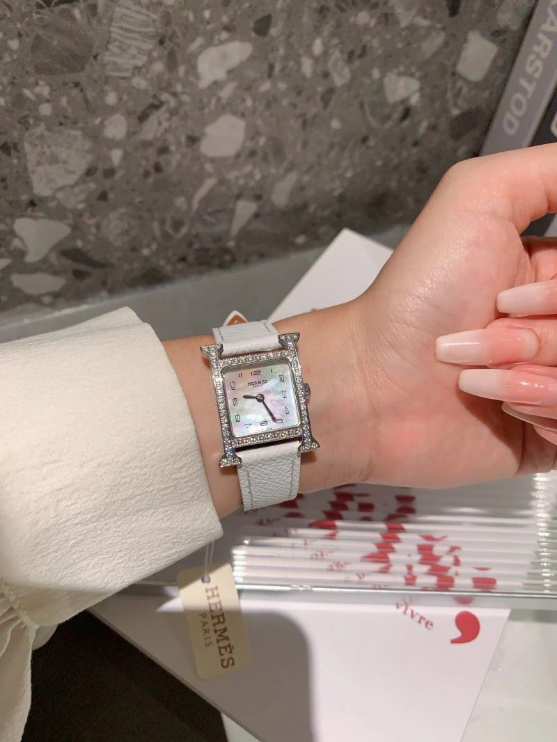 Bargain HERMES Watches