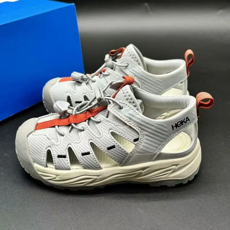 Accurate model HOKA SHOES