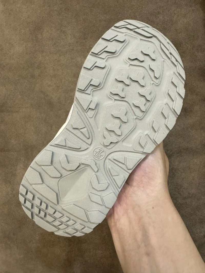1:1 copy HOKA SHOES
