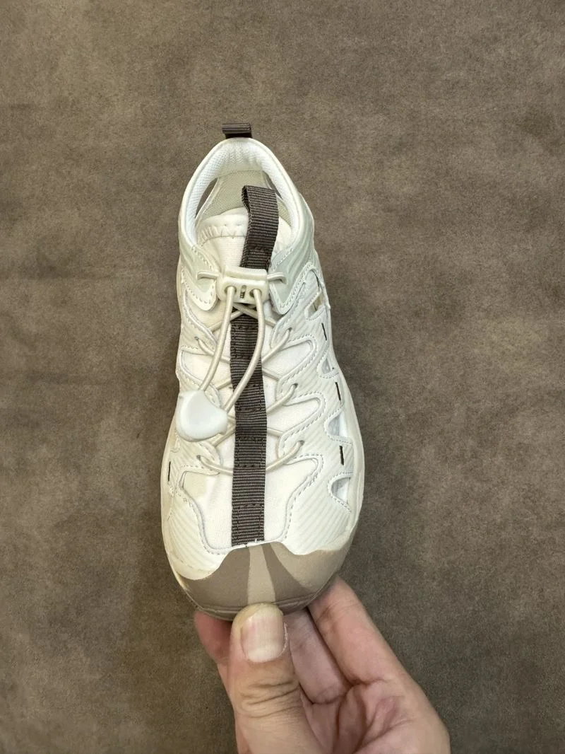 Brand-authenticated HOKA SHOES