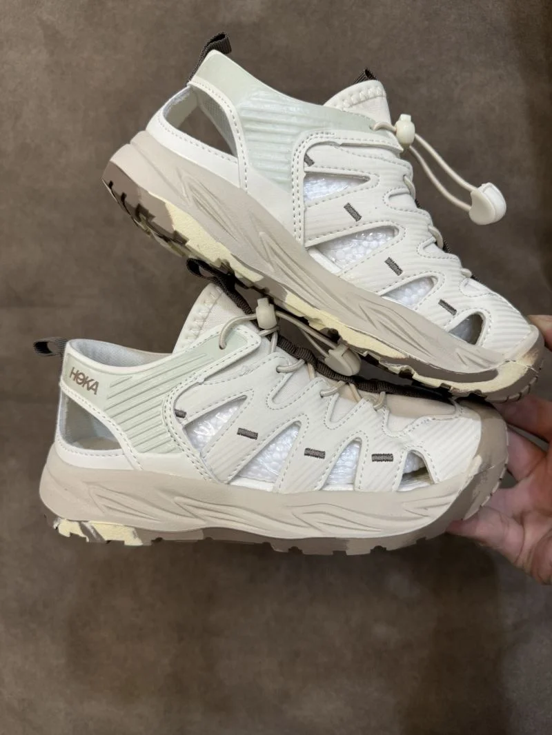 Brand-authenticated HOKA SHOES