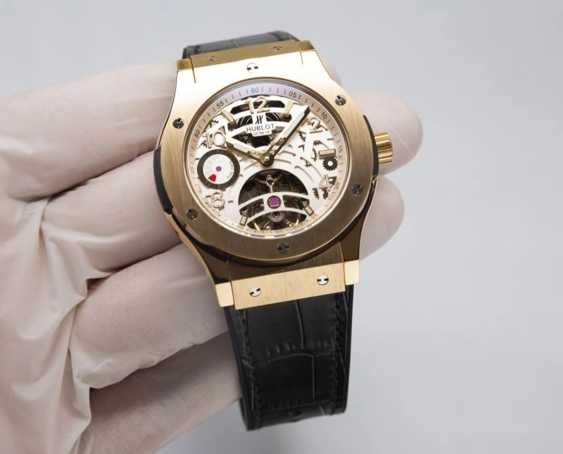 HUBLOT Watches
