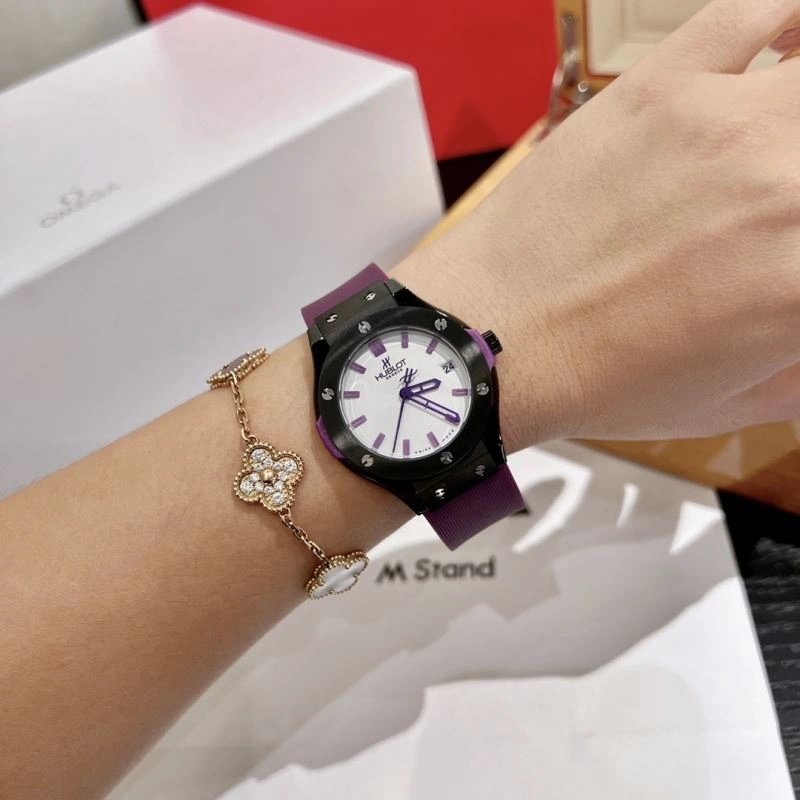 Brand-authenticated HUBLOT Watches