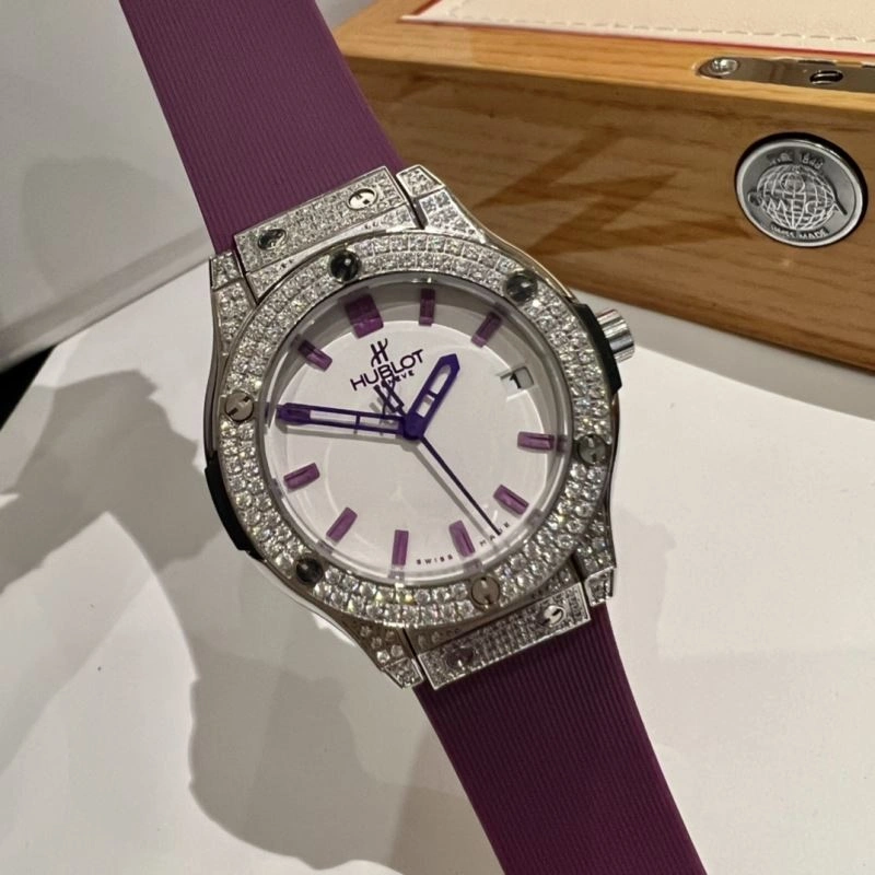 Brand-authenticated HUBLOT Watches