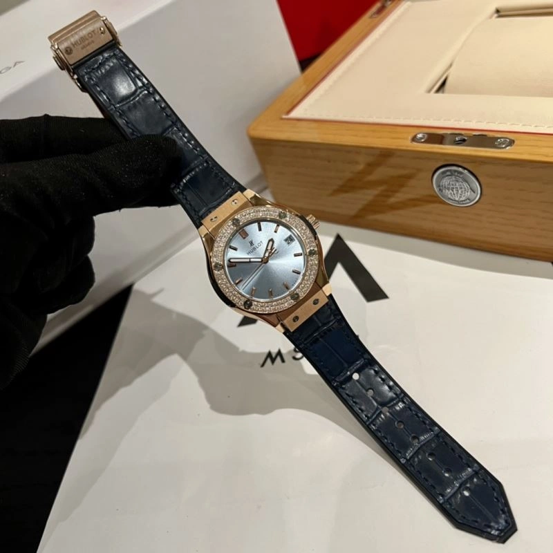 Top mirror HUBLOT Watches