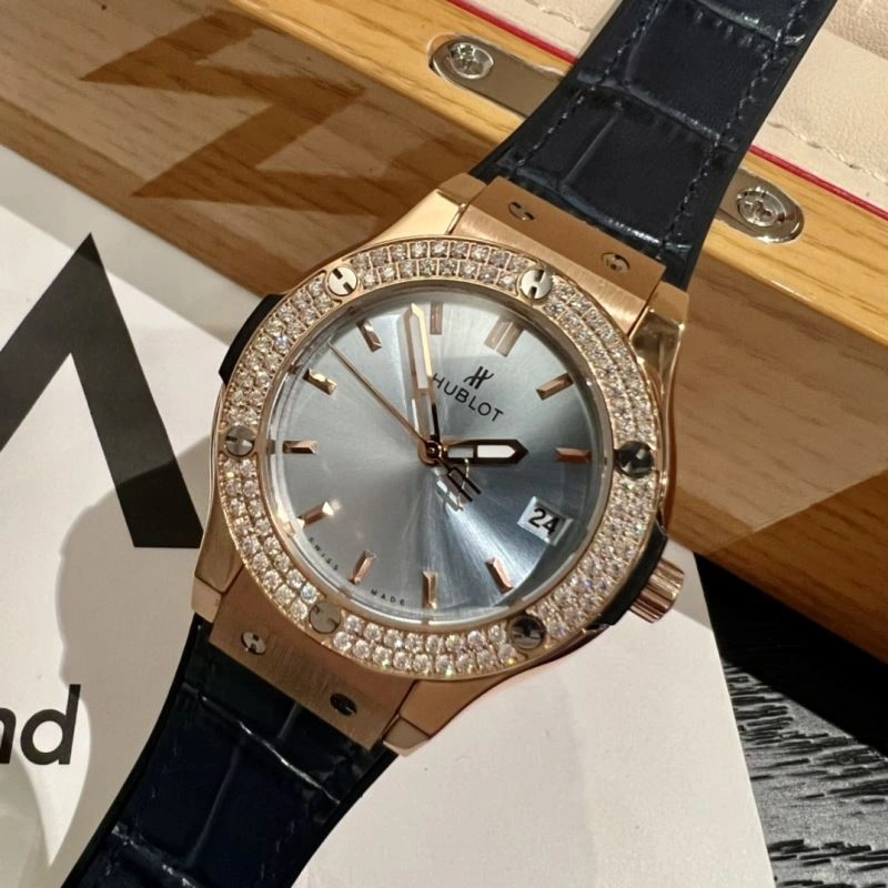Top mirror HUBLOT Watches