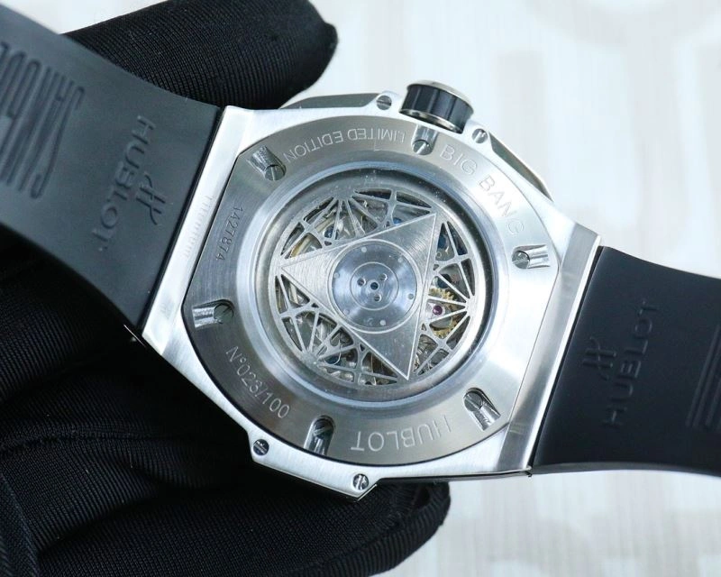 Top mirror HUBLOT Watches
