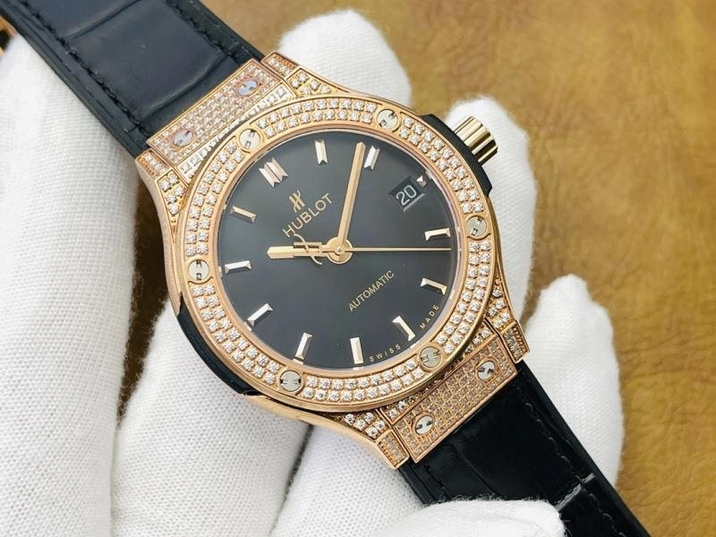 HUBLOT Watches