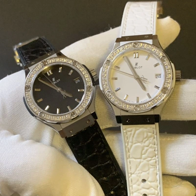 Top mirror HUBLOT Watches