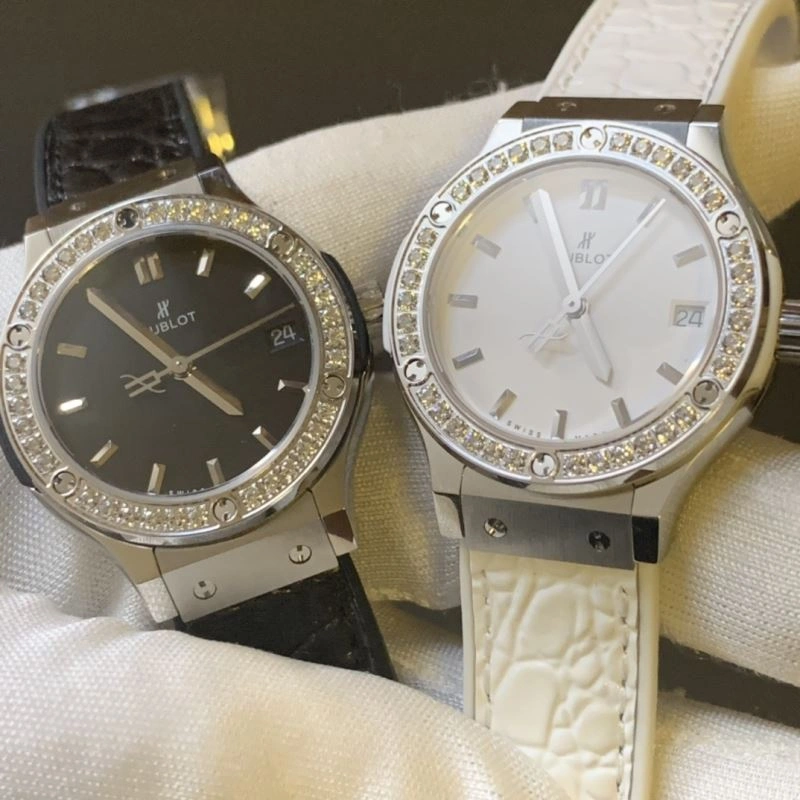 Top mirror HUBLOT Watches