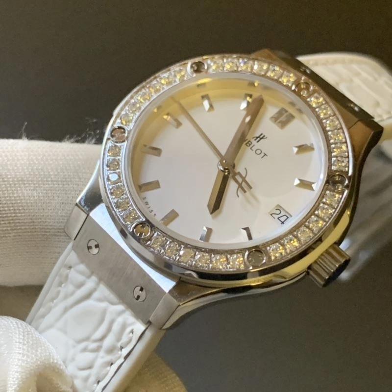 Top mirror HUBLOT Watches