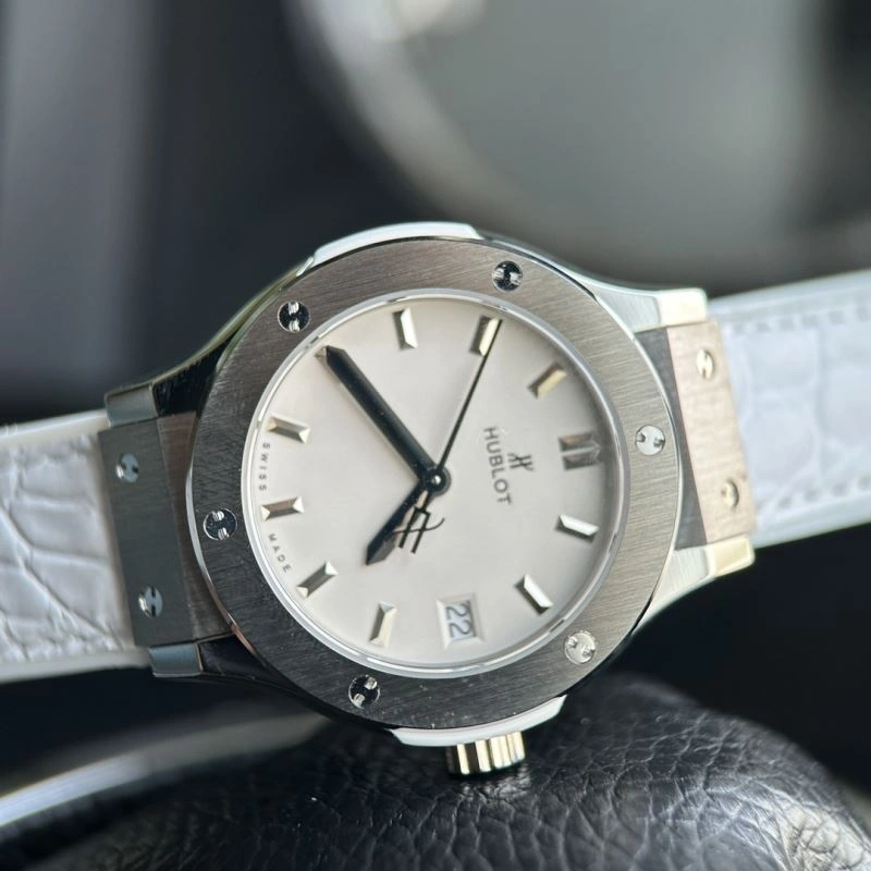Accurate model HUBLOT Watches