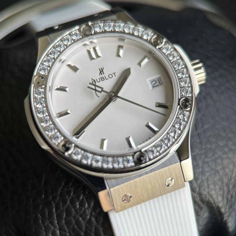 Top mirror HUBLOT Watches