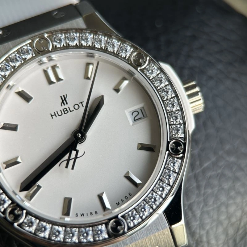 Top mirror HUBLOT Watches