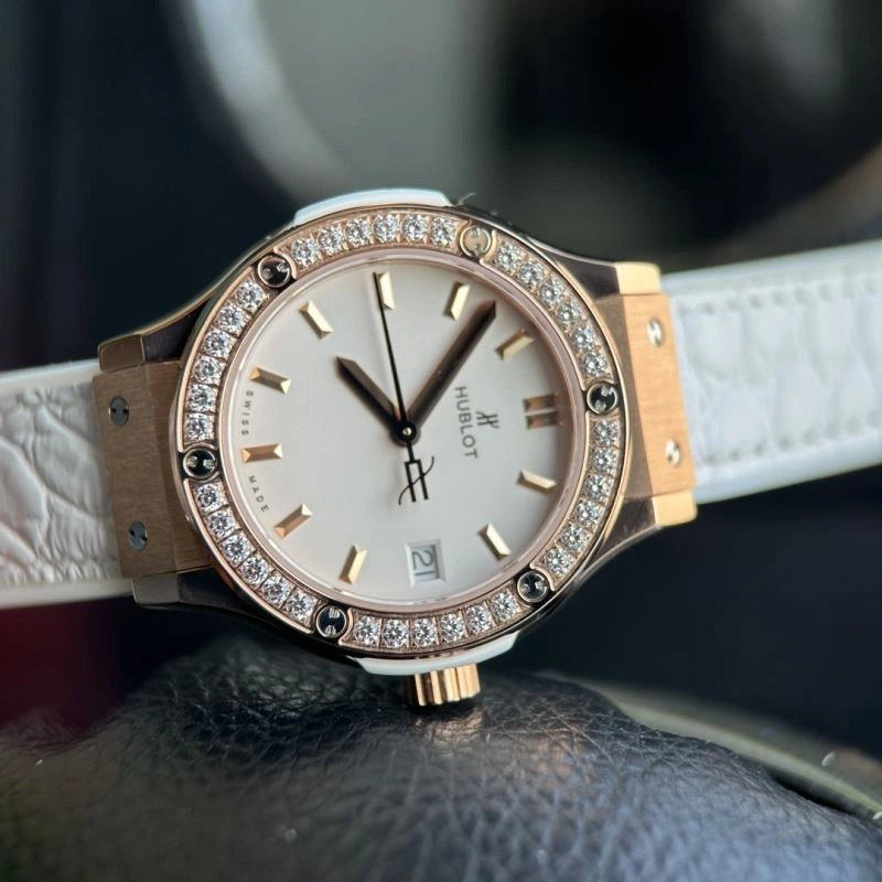 Perfect replica HUBLOT Watches
