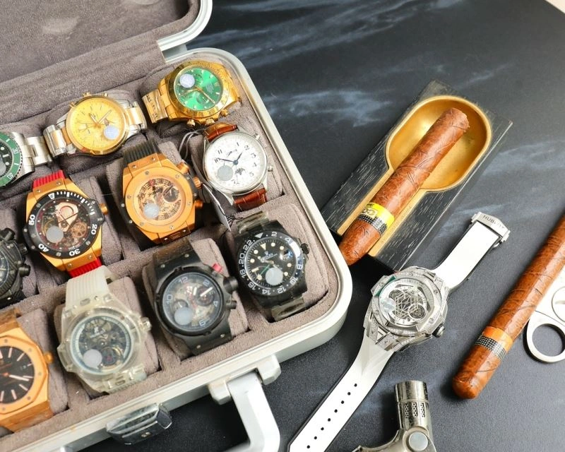 HUBLOT Watches