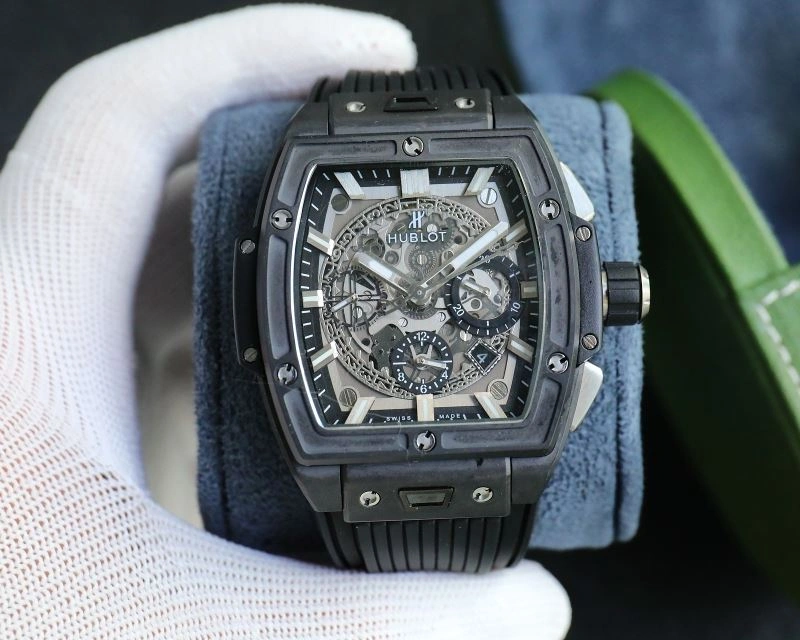 HUBLOT Watches