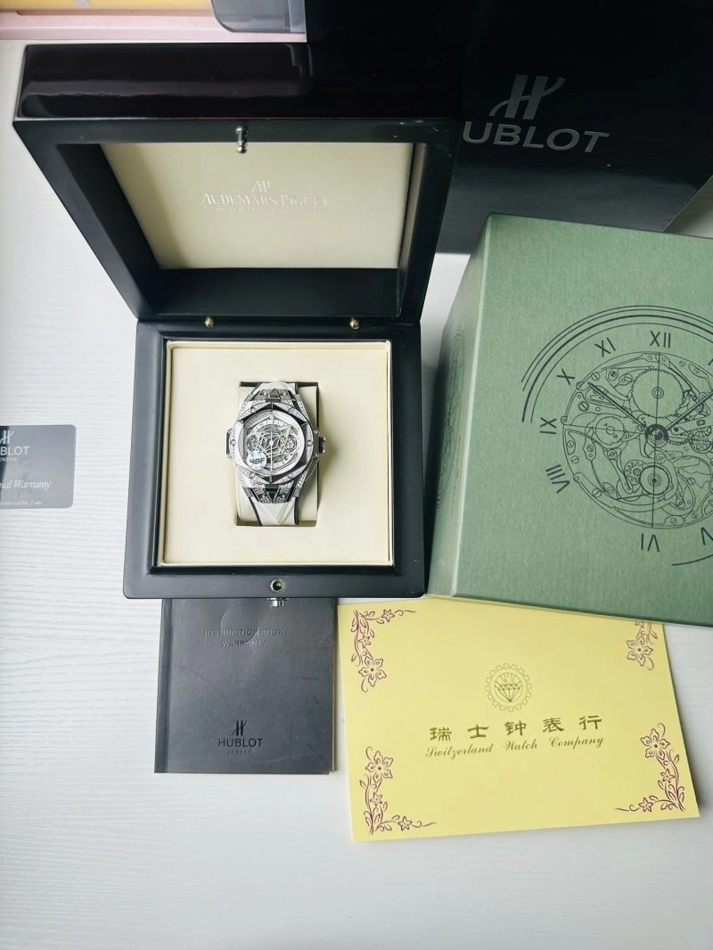 HUBLOT Watches