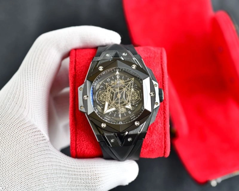 HUBLOT Watches