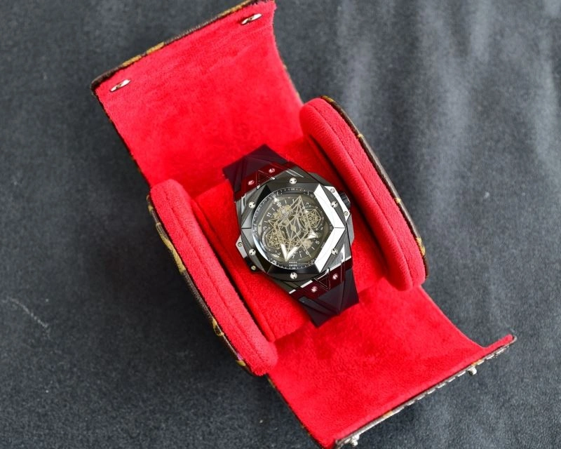 Indistinguishable HUBLOT Watches