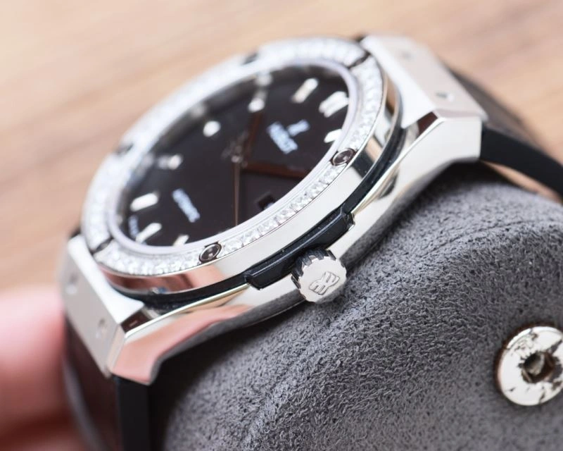 Top mirror HUBLOT Watches