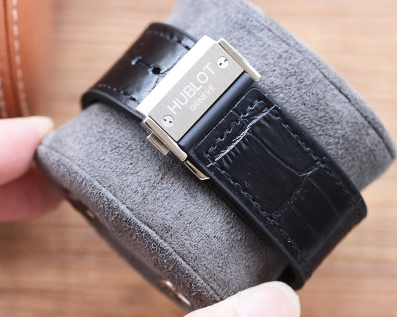 Top mirror HUBLOT Watches