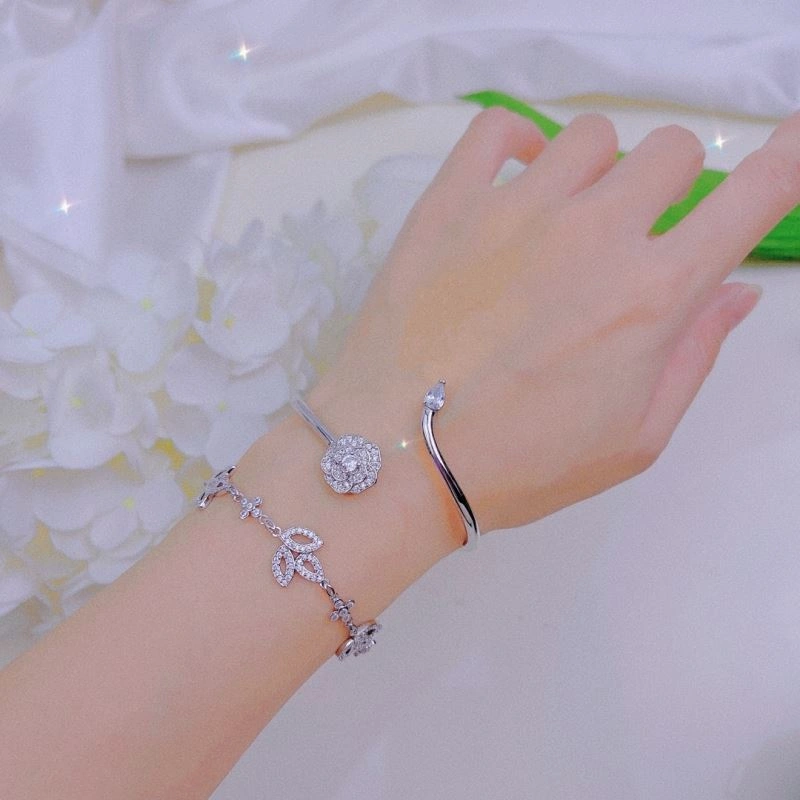 Original Harry Winston Bracelets