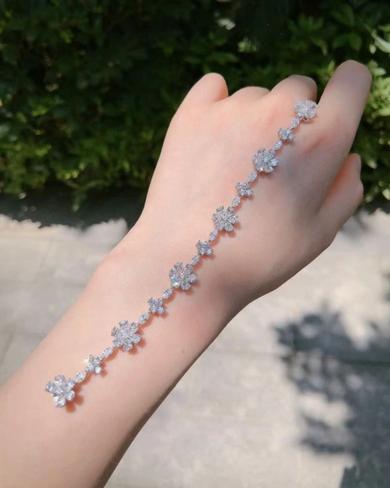 Value-priced Harry Winston Bracelets