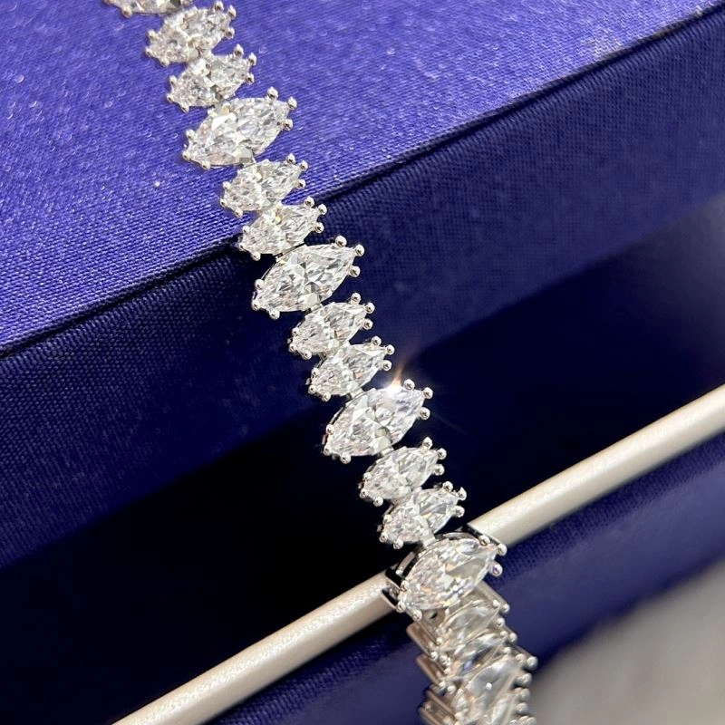Indistinguishable Harry Winston Bracelets