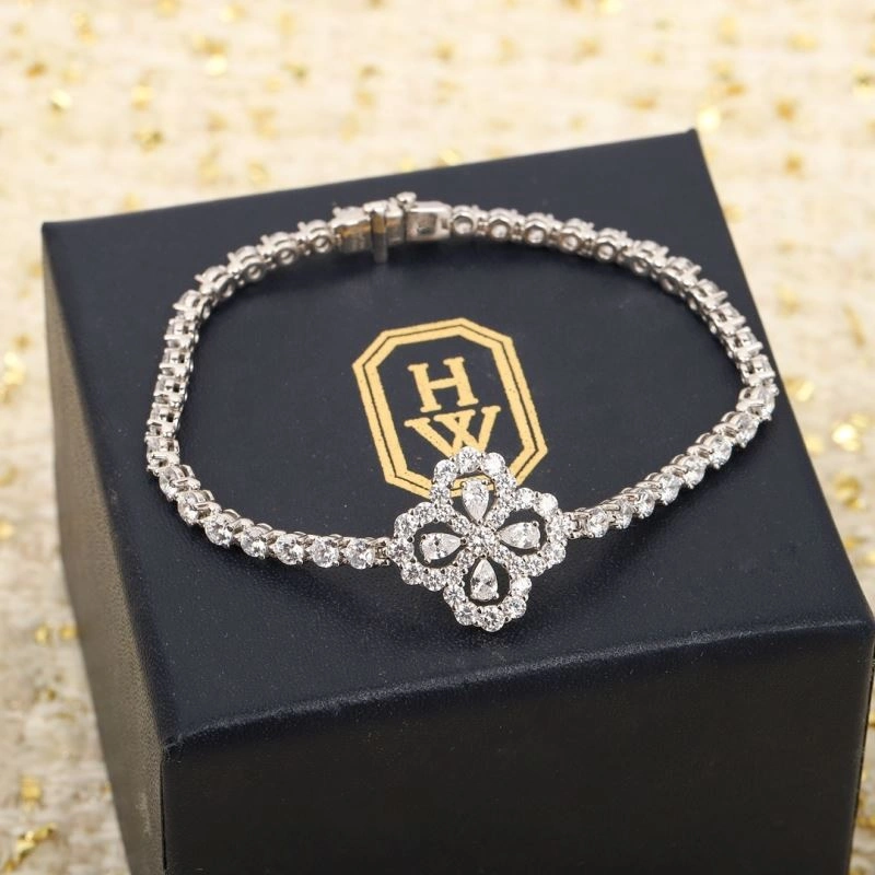 Accurate model Harry Winston Bracelets